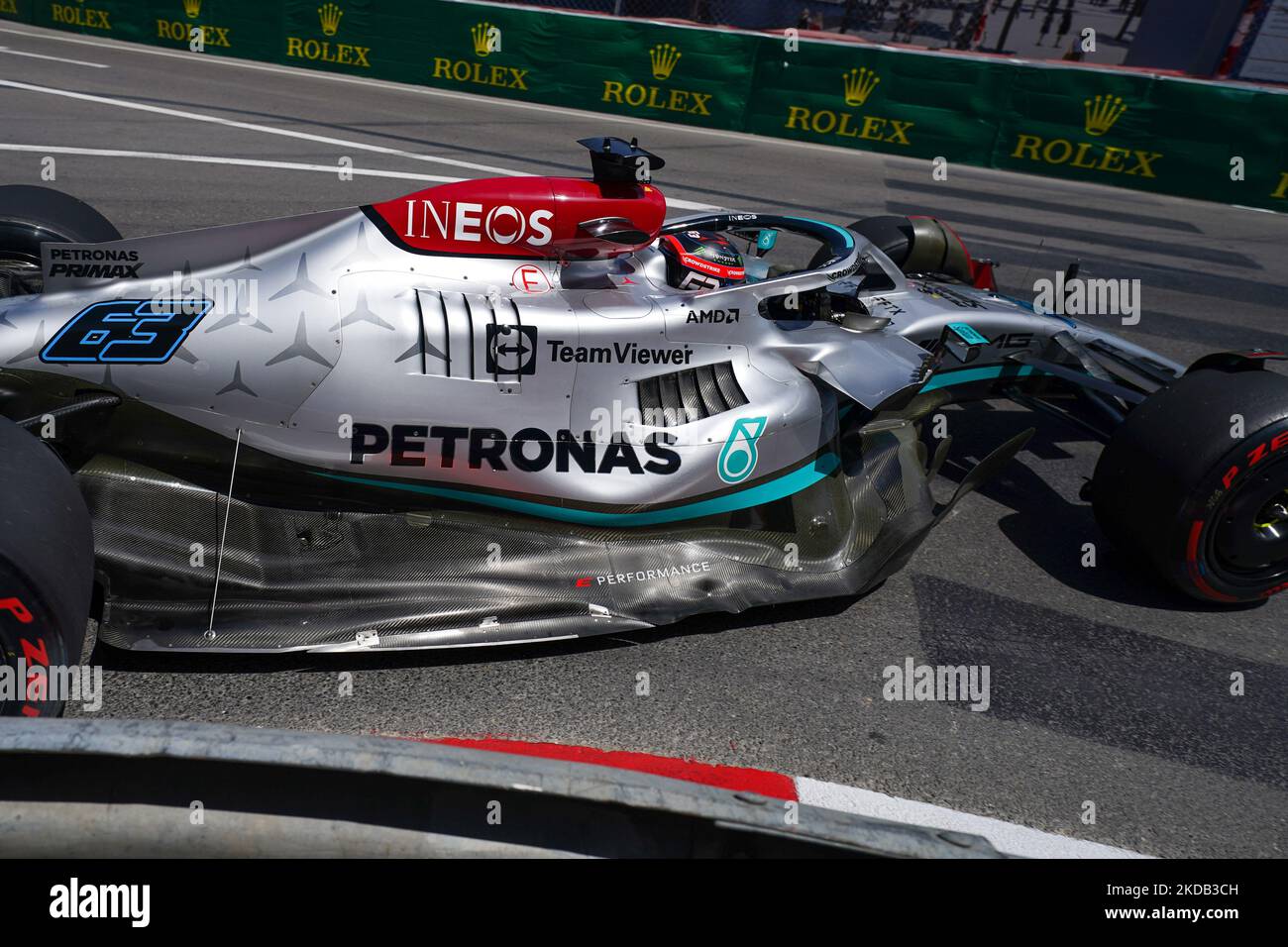 George Russell of uk driving the (63) Mercedes-AMG Petronas F1 Team F1 ...