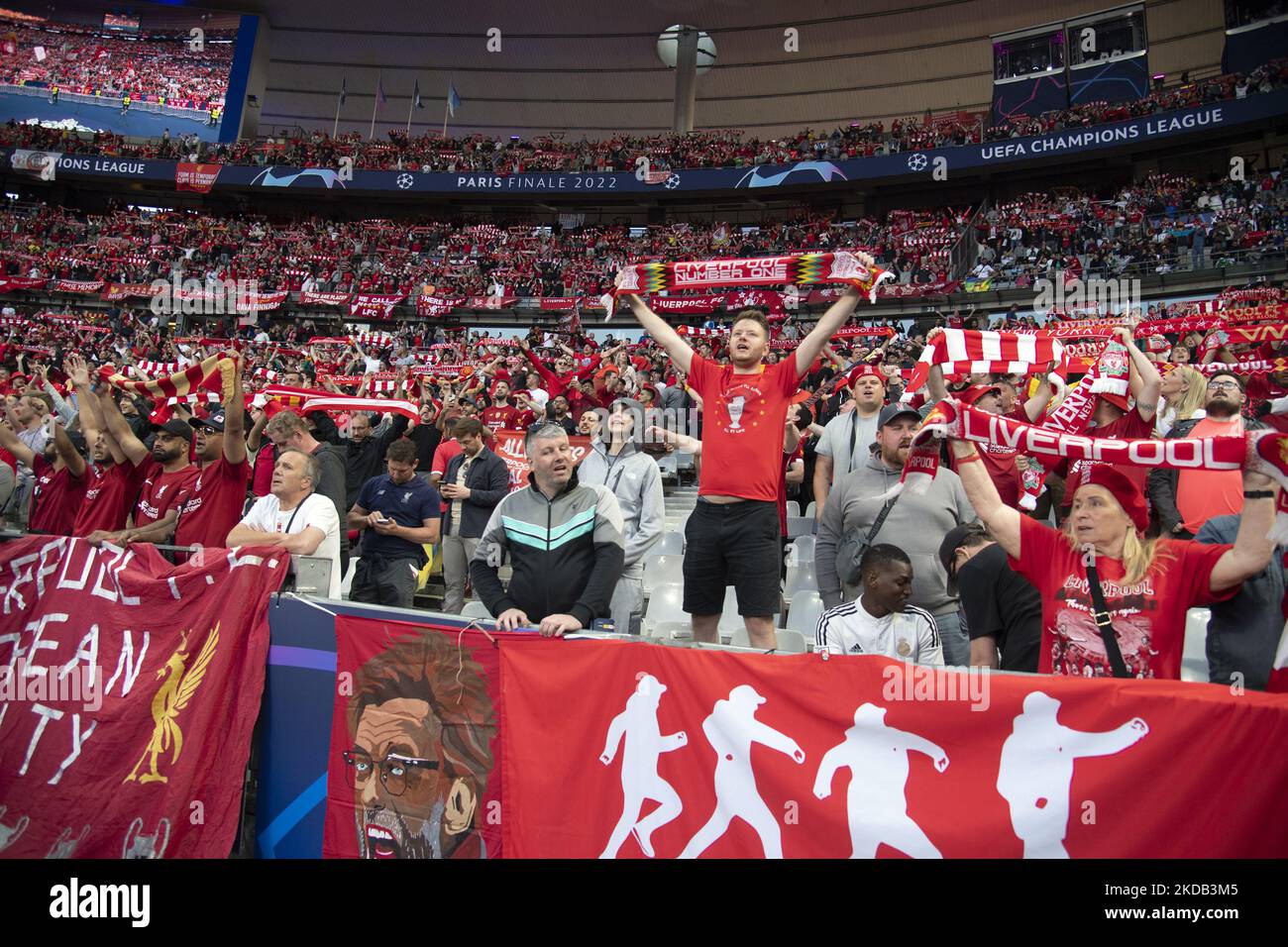 Fans Liverpool during the UEFA Champions League final match between ...
