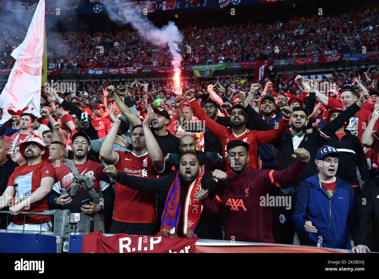 Fans Liverpool during the UEFA Champions League final match between ...