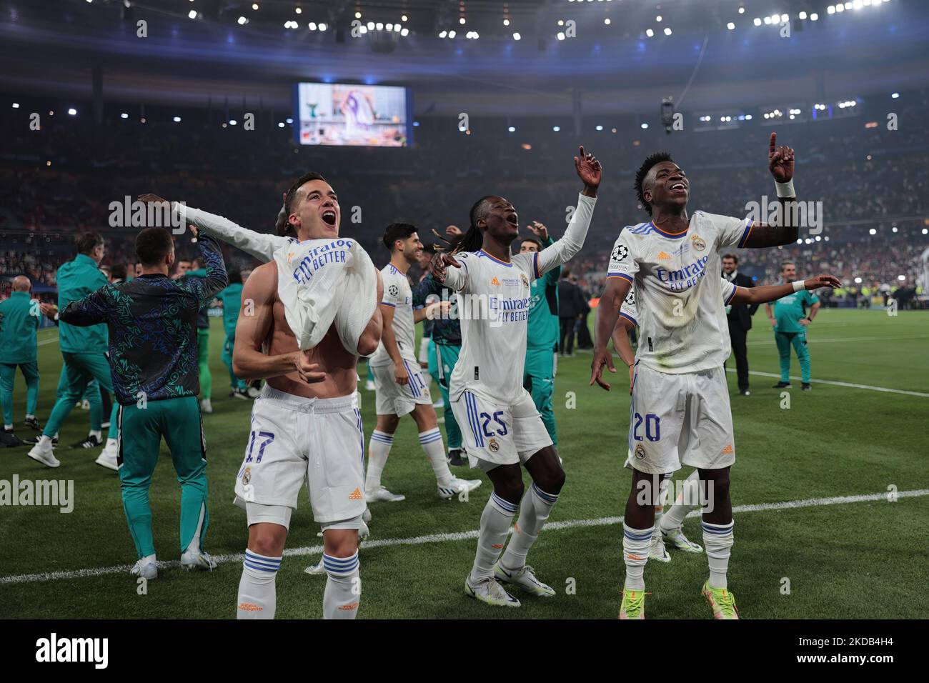 Real Madrid celebrate after the UEFA Champions League Final between ...
