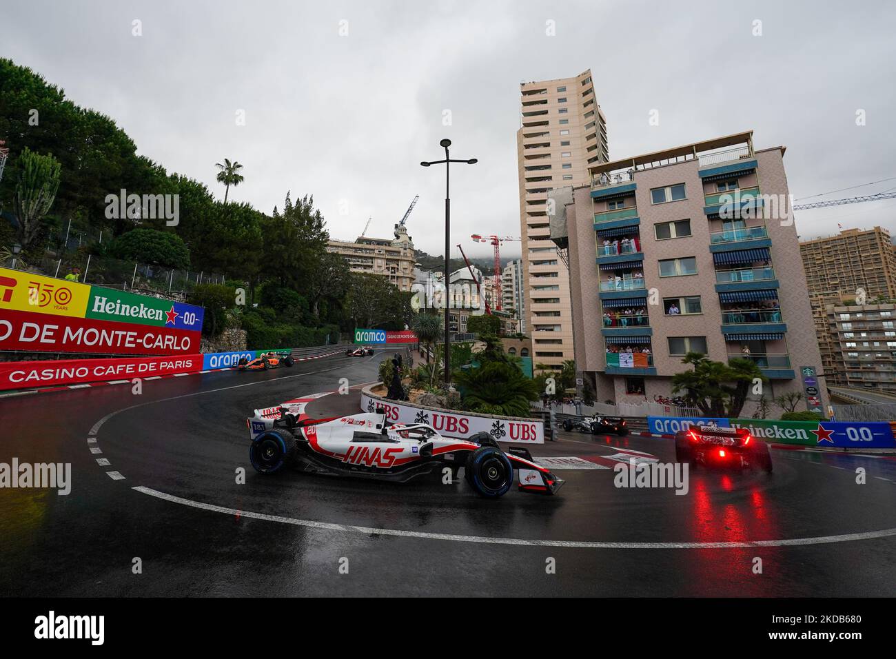 Kevin Magnussen of Denmark driving the (20) Hass F1 Team Vf-22 Ferrari ...