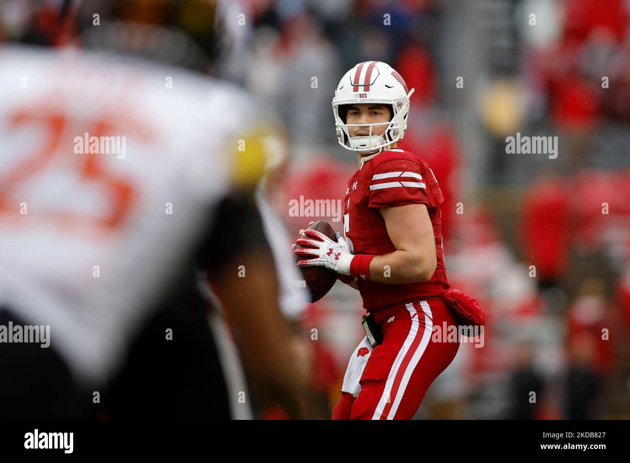 Stadium scanning hi-res stock photography and images - Alamy