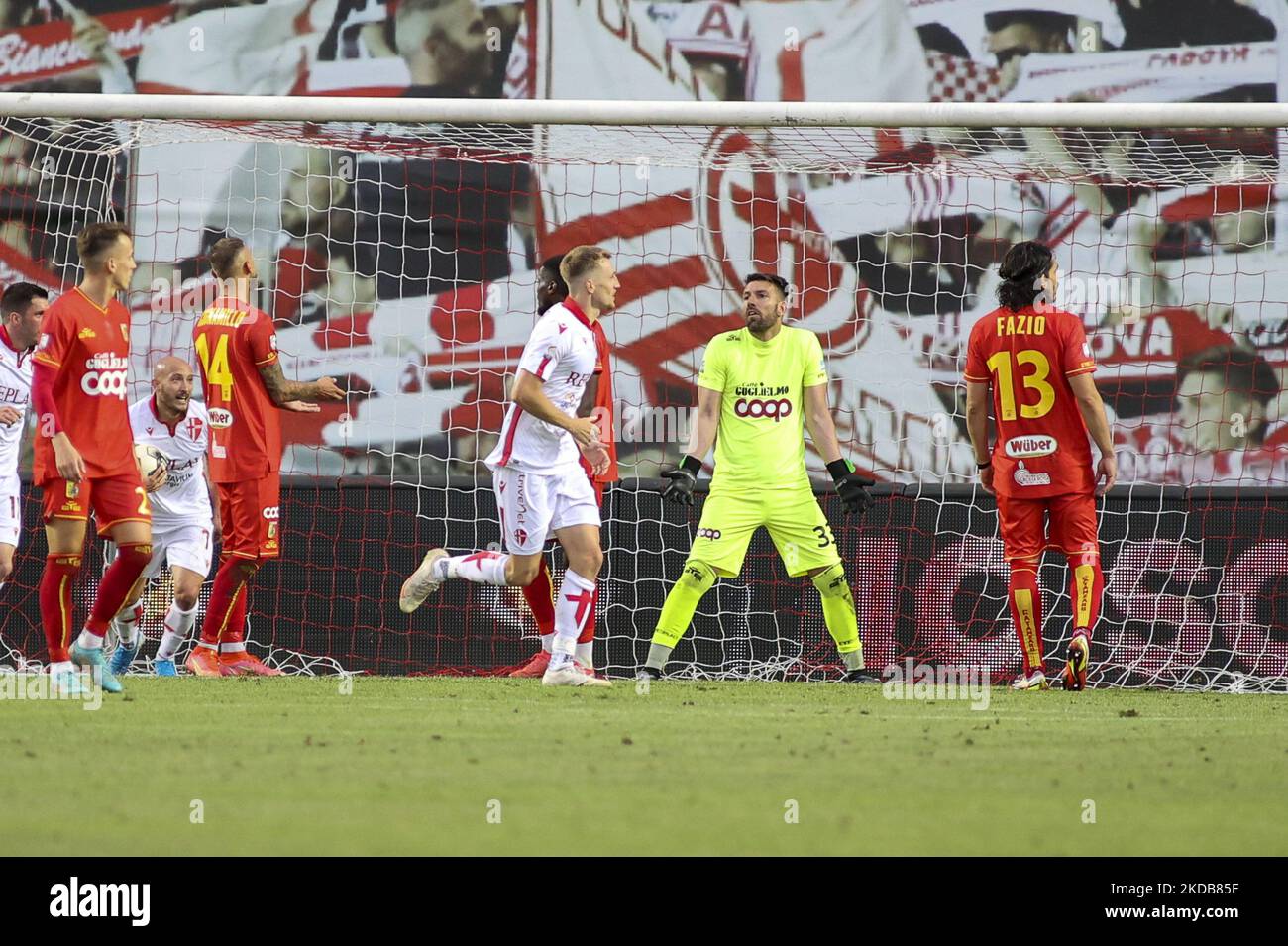 2021 2022 football specific stadium hi-res stock photography and images ...