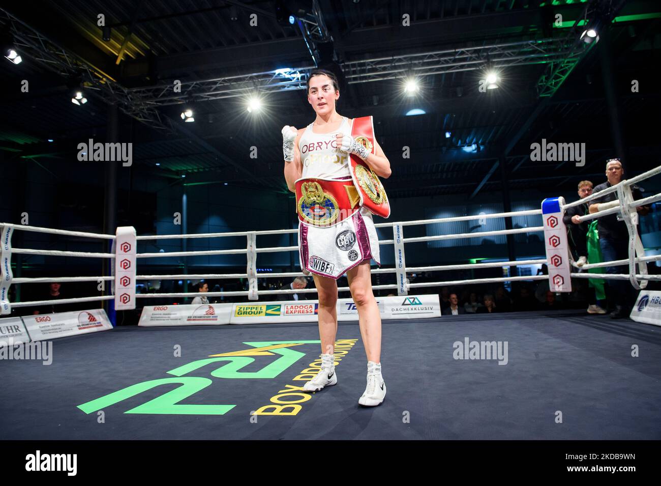 Hamburg, Germany. 05th Nov, 2022. Boxing, professionals, WIBF World ...