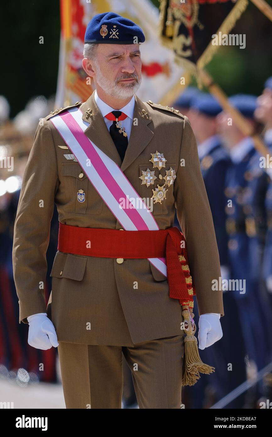 Felipe vi of spain uniform hi-res stock photography and images - Alamy