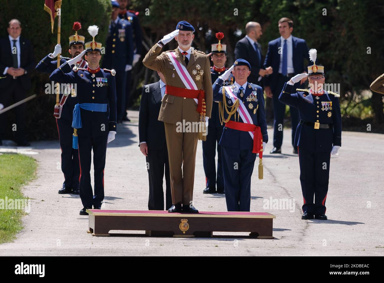Felipe vi of spain uniform hi-res stock photography and images - Alamy