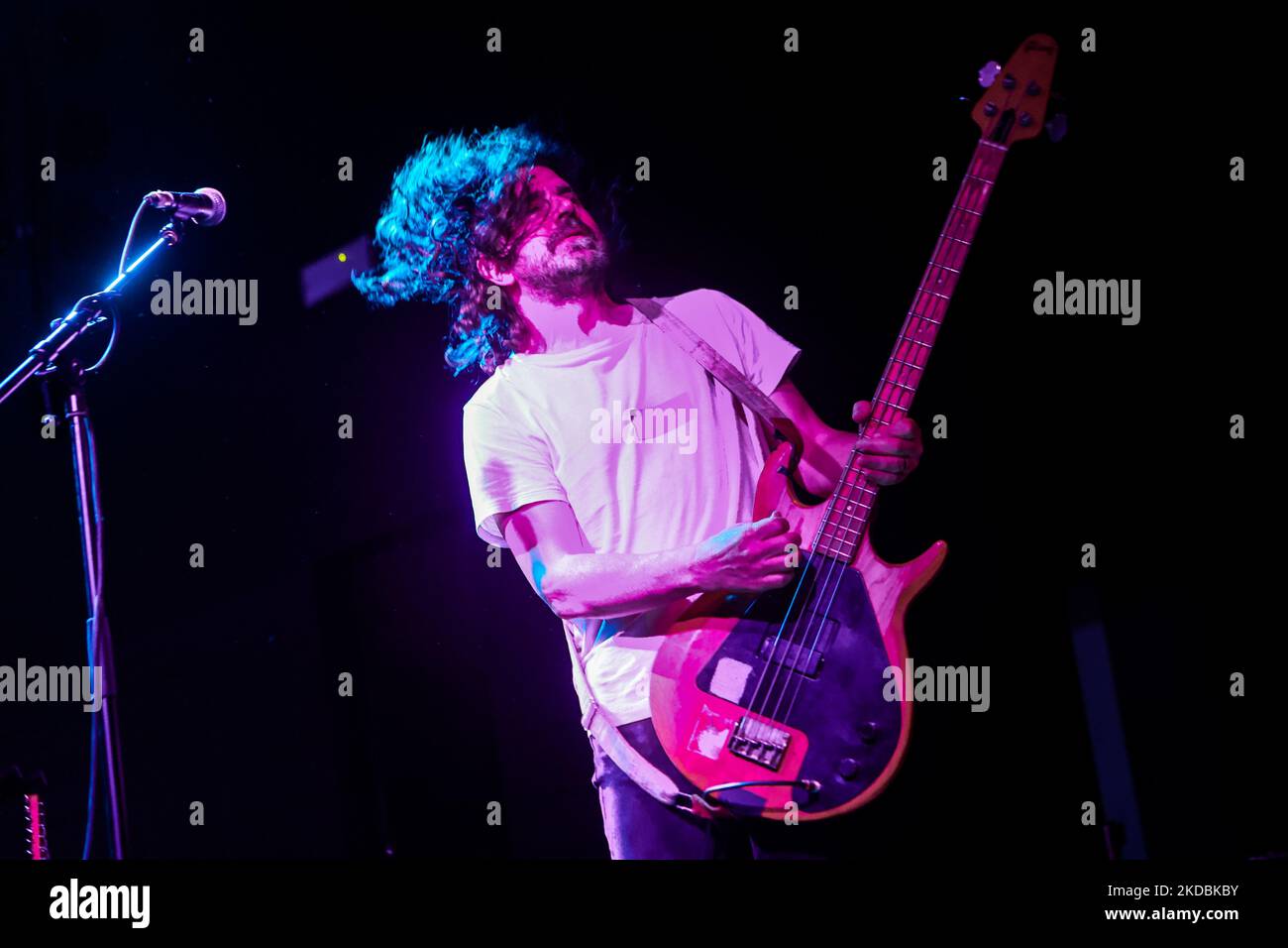 Dinosaur jr rock band hi-res stock photography and images - Alamy
