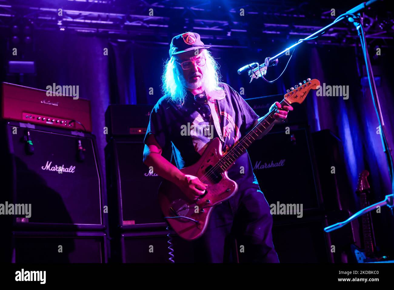 Dinosaur jr rock band hi-res stock photography and images - Alamy
