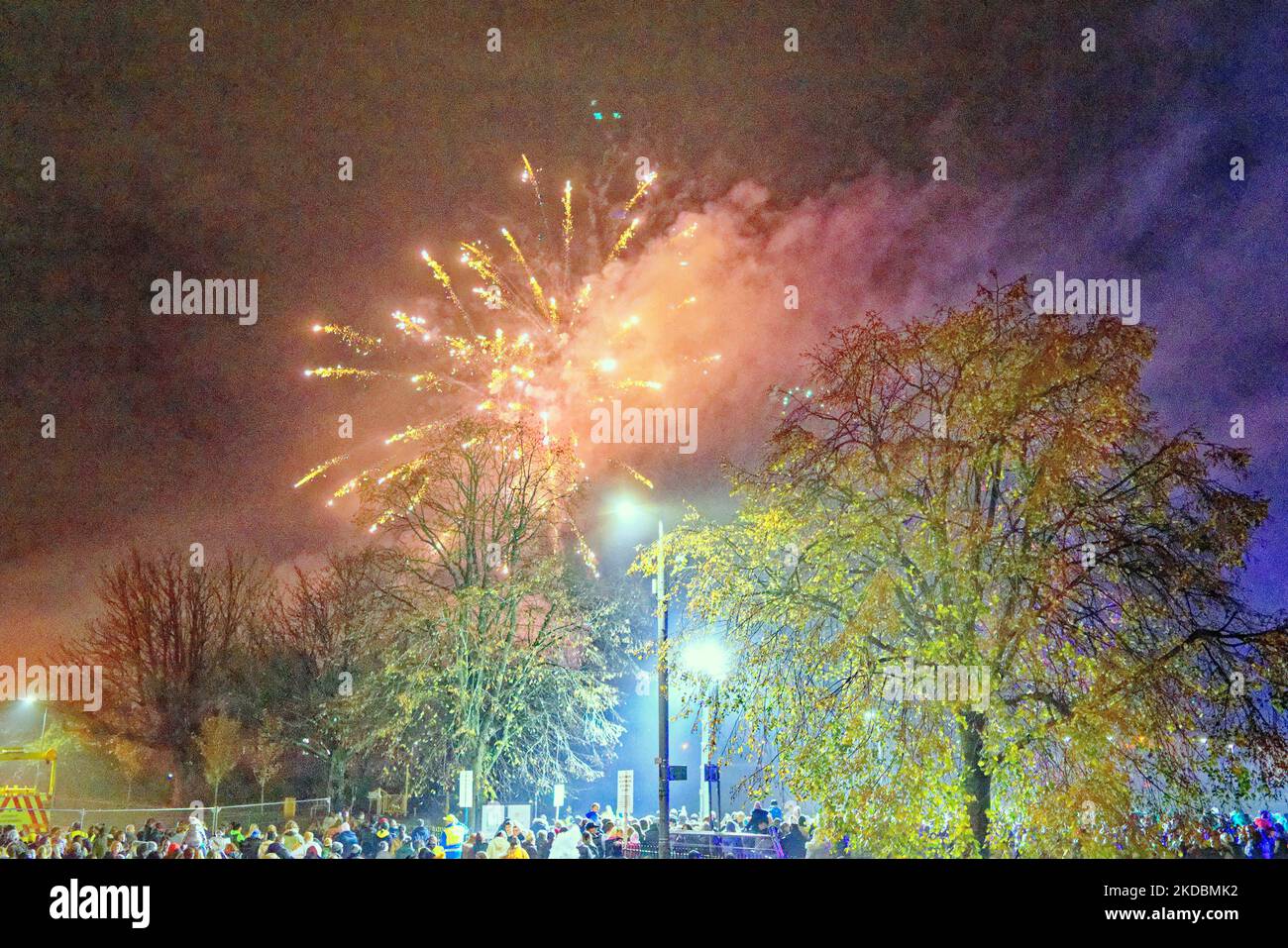 Glasgow fireworks bonfire hi-res stock photography and images - Alamy