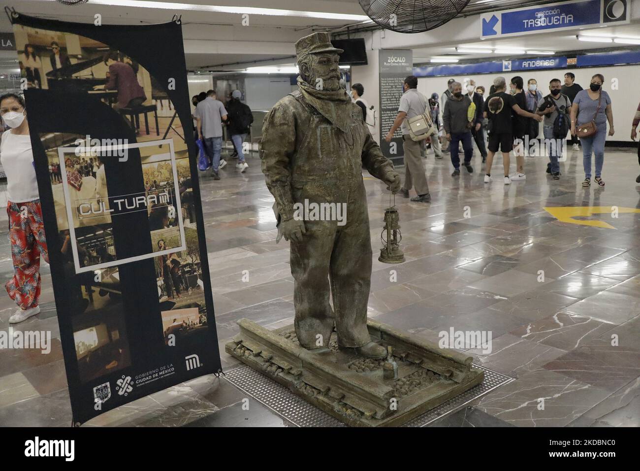 José Miguel Moctezuma, characterised as Don Ferro Ferrocarrilero ...