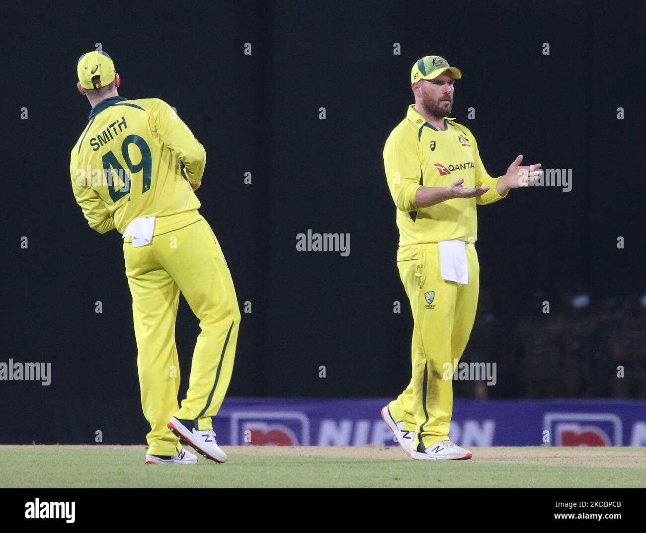 Australia's Steven Smith and David Warner during the second Twenty20 ...