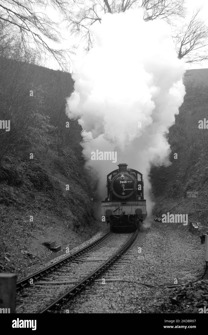 "Lydham Manor" (running as class pioneer 7800 "Torquay Manor") at ...
