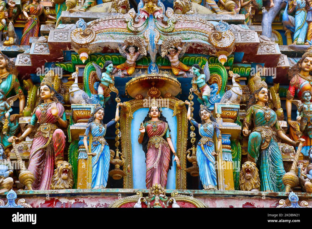 Colourful figures of Hindu deities adorn the Vattappalai Kannakki Amman ...