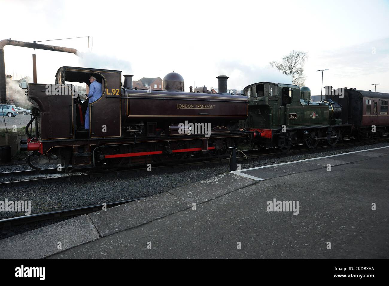 "L92" and "1450" shunting empty stock at Kidderminster Town Stock Photo ...