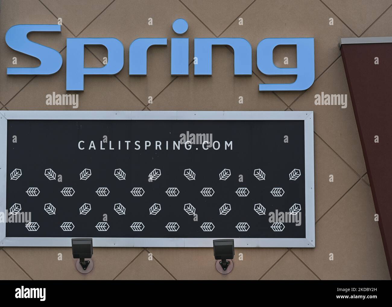 Call it spring logo hi-res stock photography and images - Alamy