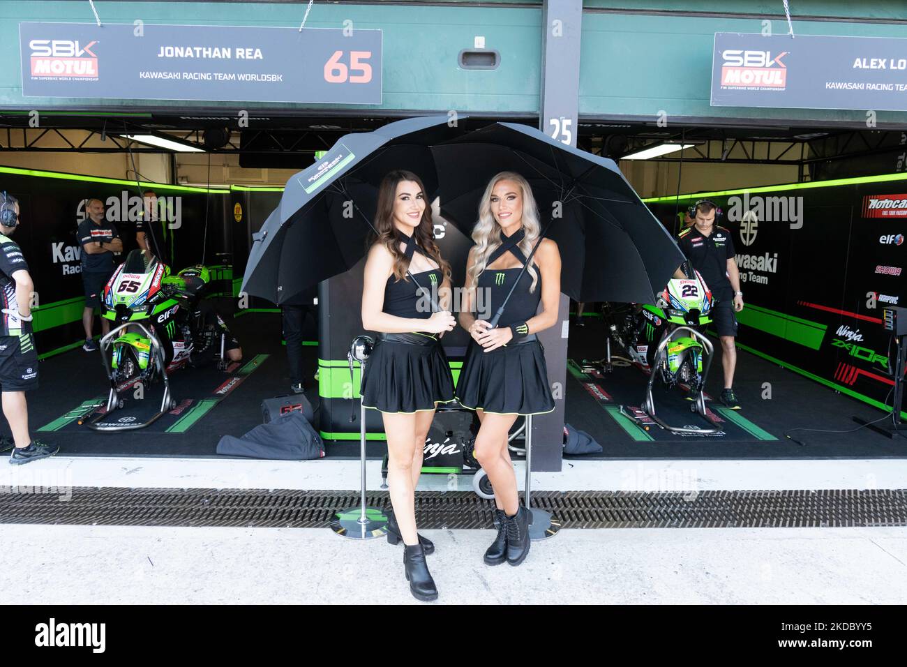 Sunday sport girls hi-res stock photography and images - Alamy