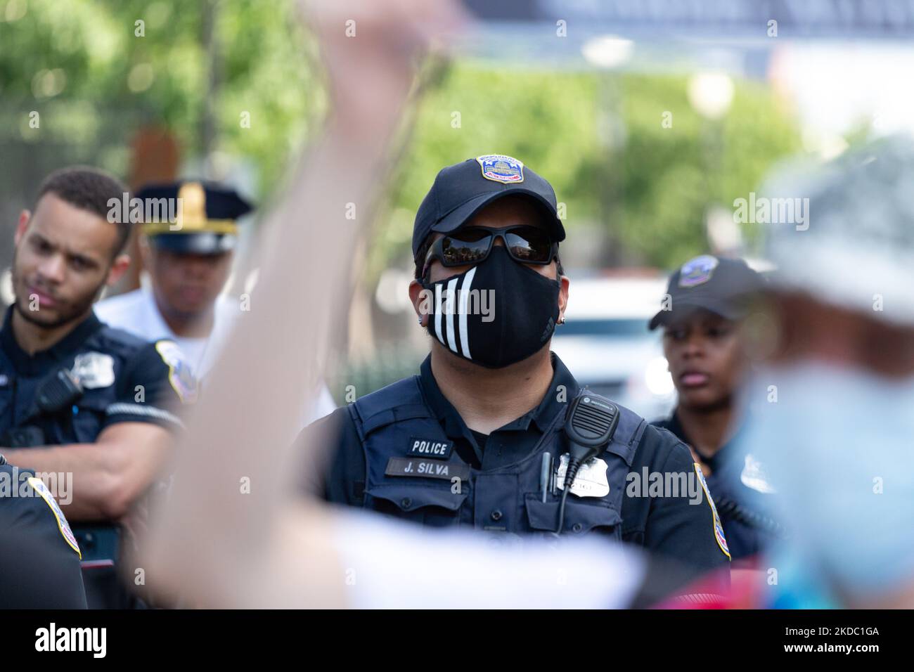 Vehicular entrances hi-res stock photography and images - Alamy