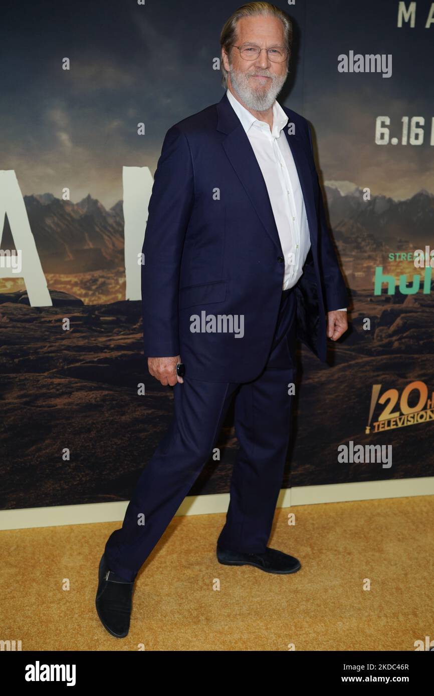 Jeff Bridges attends "The Old Man" season 1 NYC Tastemaker Event at ...