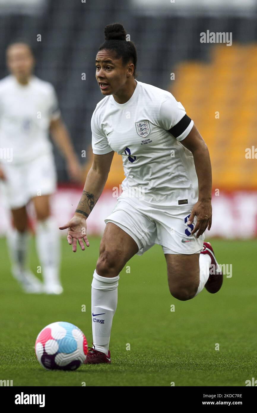 Demi Stokes of England on the ball during the International Friendly ...