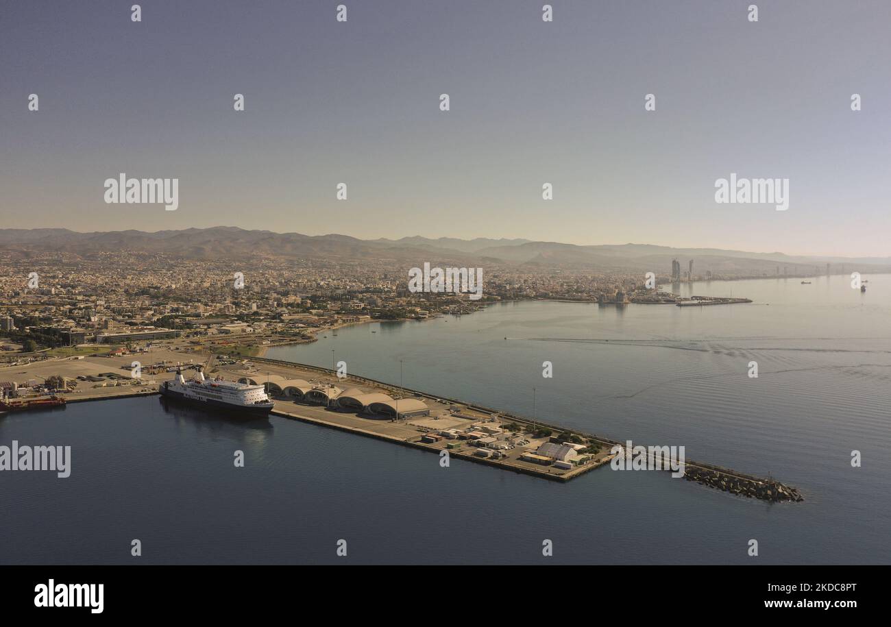 First ferry hi-res stock photography and images - Alamy