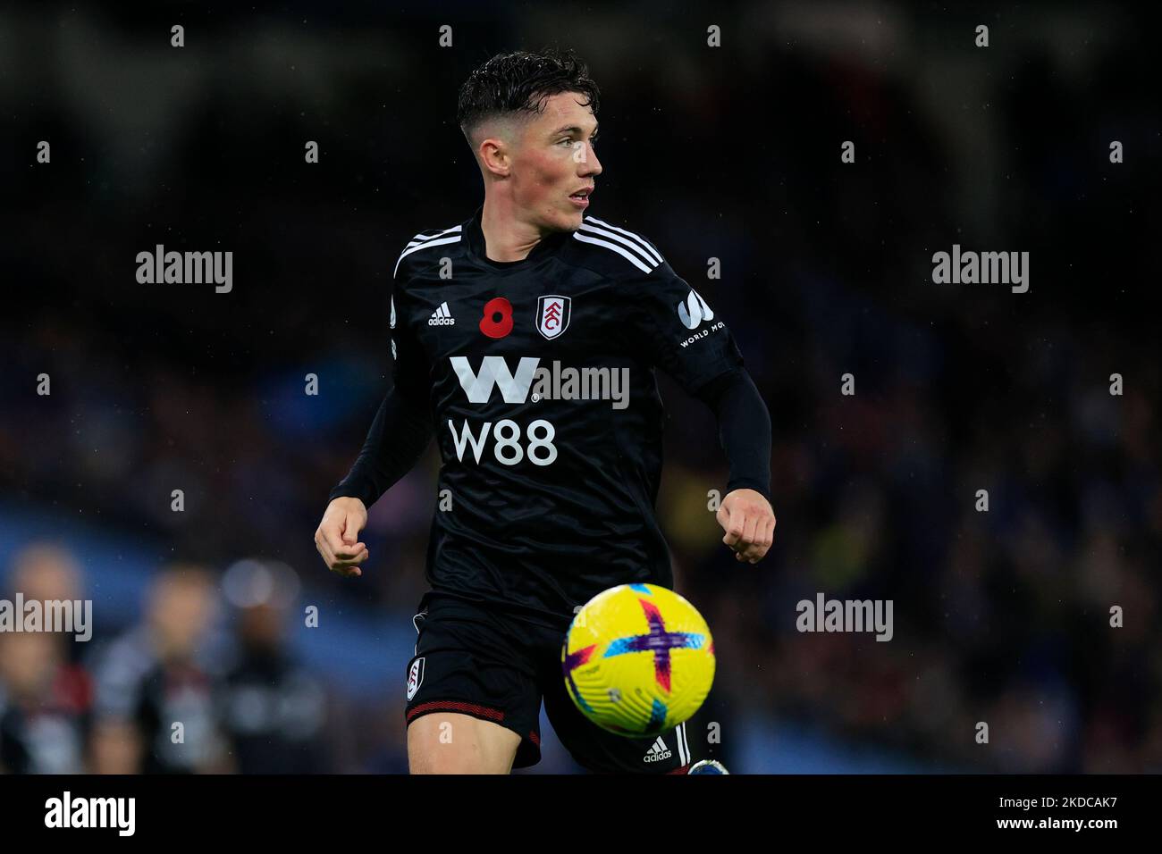 Harry Wilson #8 of Fulham during the Premier League match Manchester ...