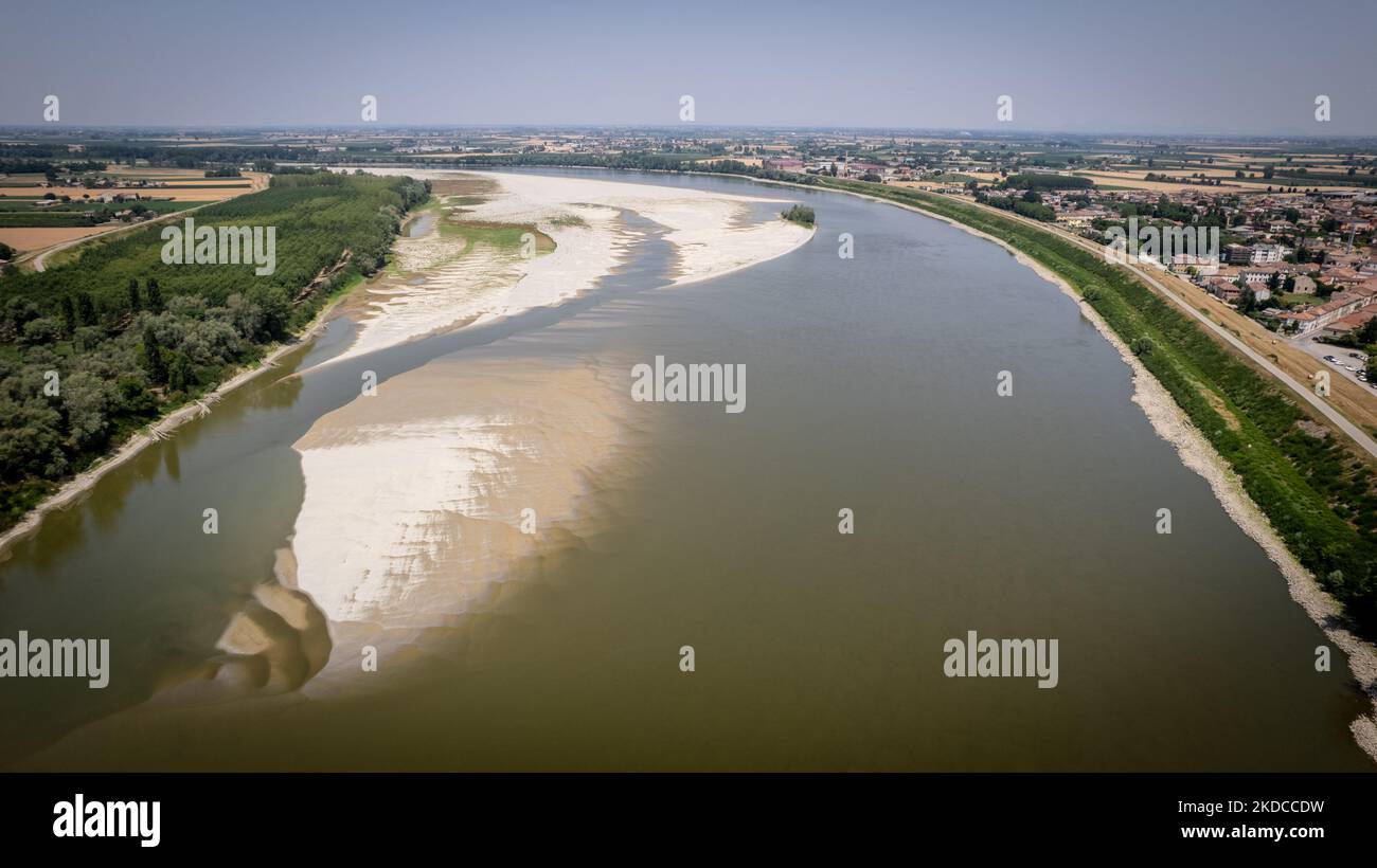 Drone view of the Po River in San Giorgio Piacentino, on June 20, 2022 ...