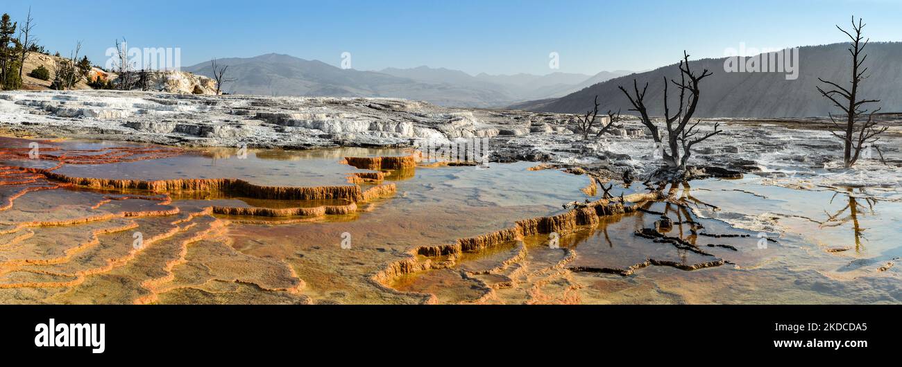 Yellowstone park panoramic hi-res stock photography and images - Alamy