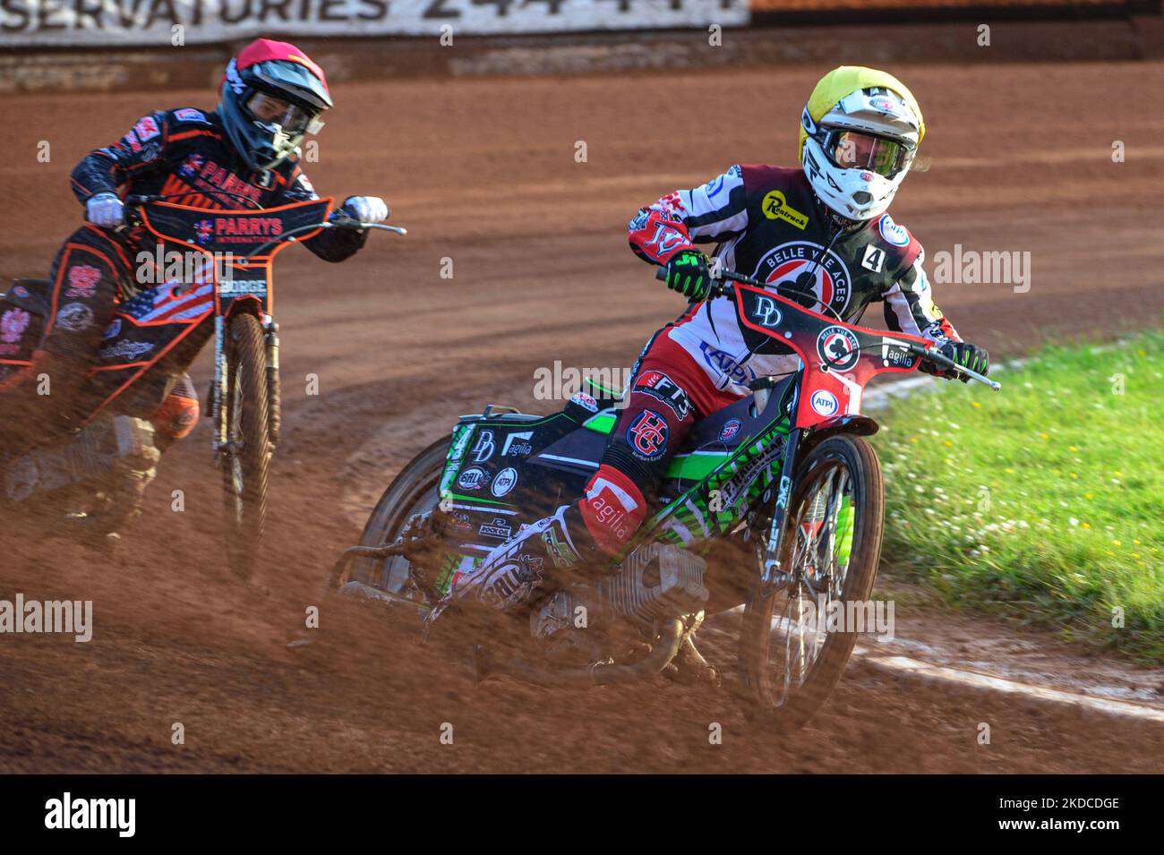 Charles Wright (Yellow) leads Luke Bekker (Red) during the SGB ...