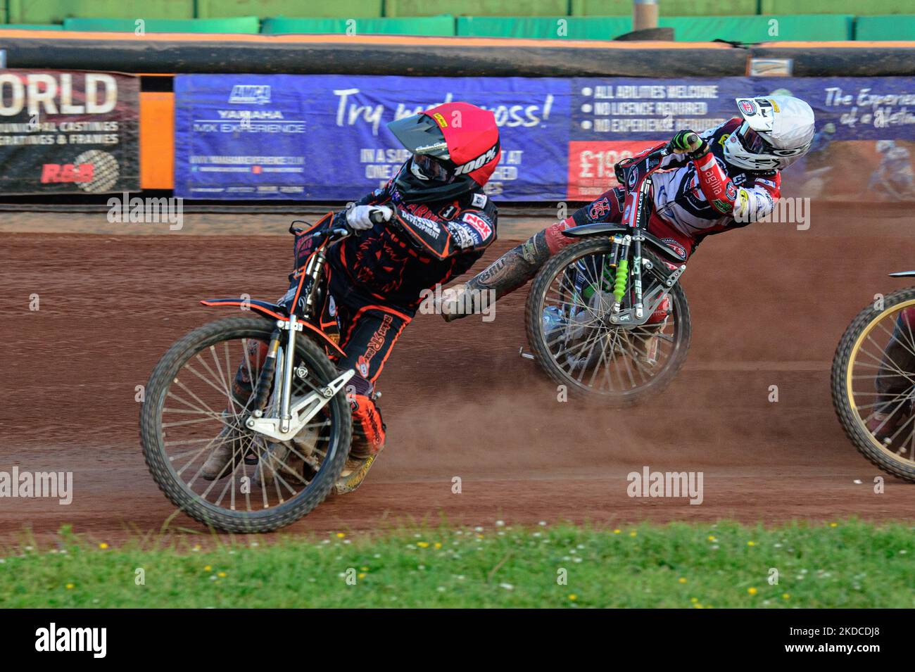 Luke Bekker (Red) leads Charles Wright (White) during the SGB ...
