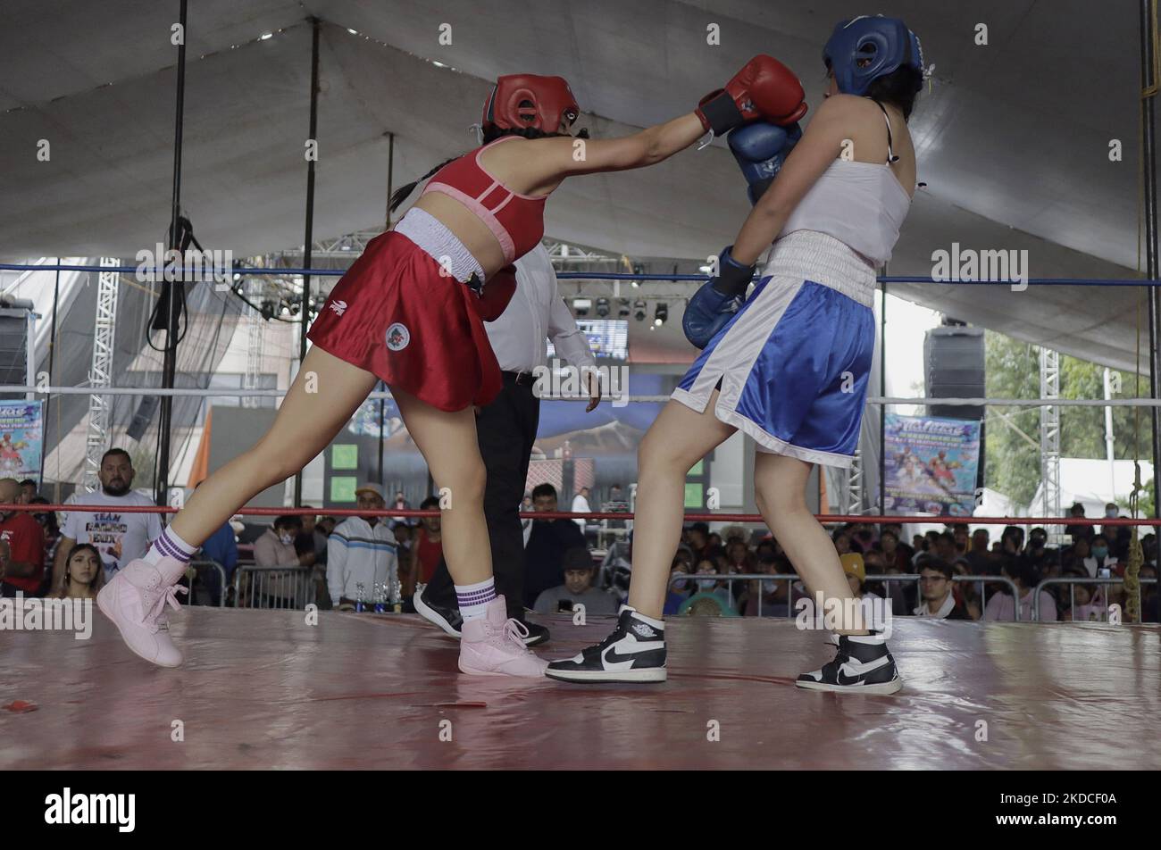 Two women during a boxing exhibition at the Tláhuac mayor's office in ...