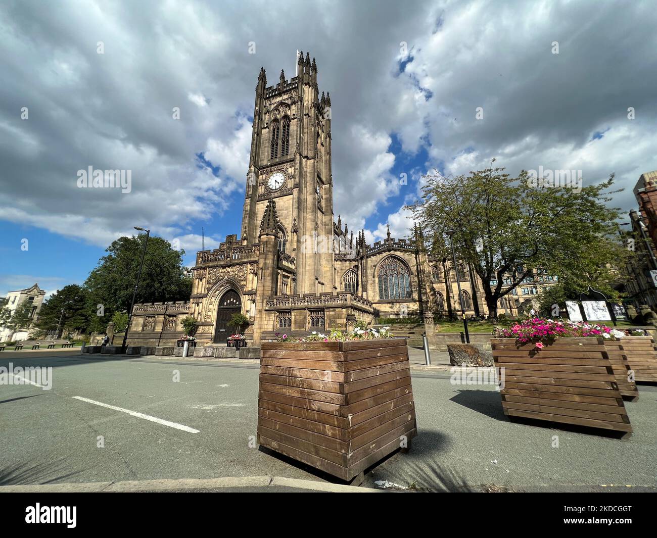 Exterior of Manchester Cathedral Stock Photo - Alamy