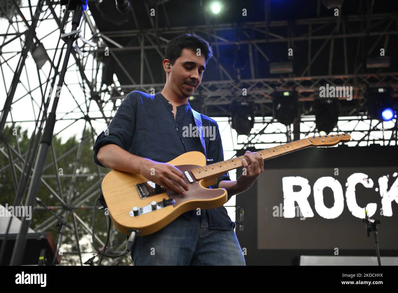 Rovere live in rock hi-res stock photography and images - Alamy