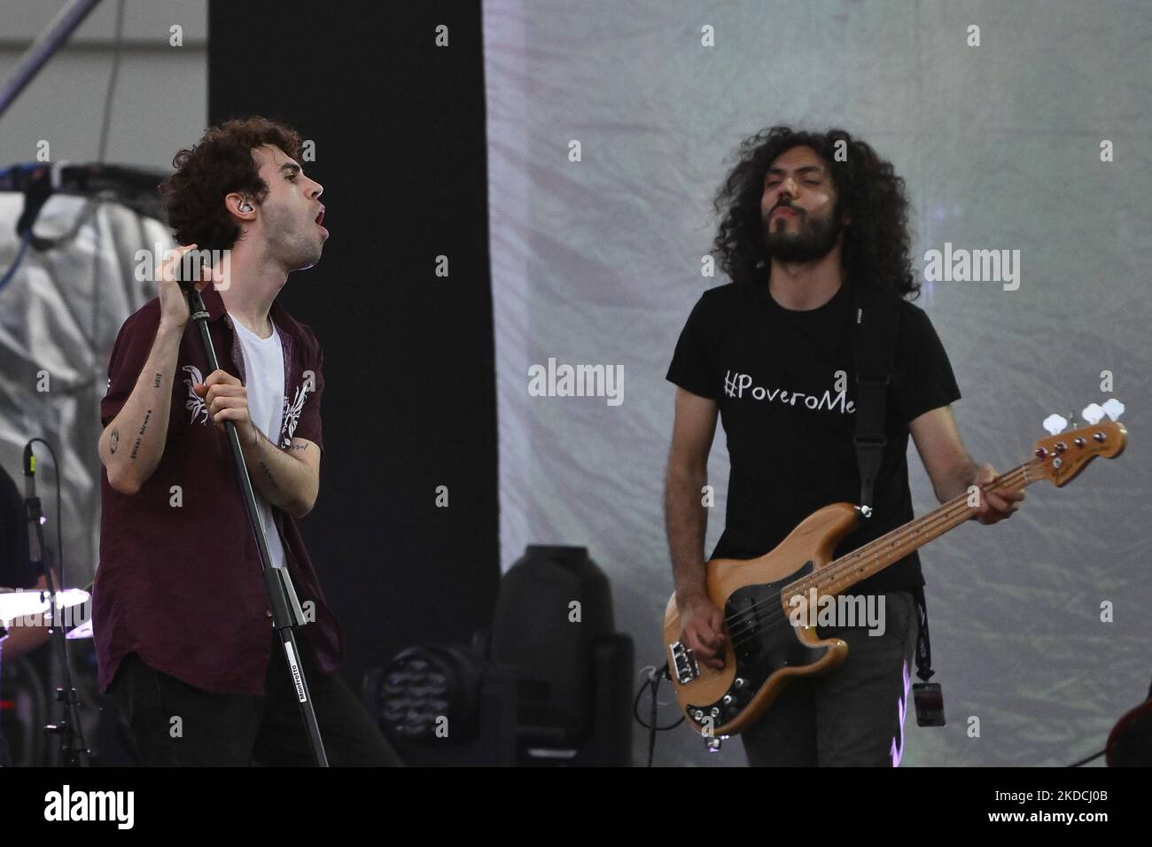 Rovere live in rock hi-res stock photography and images - Alamy
