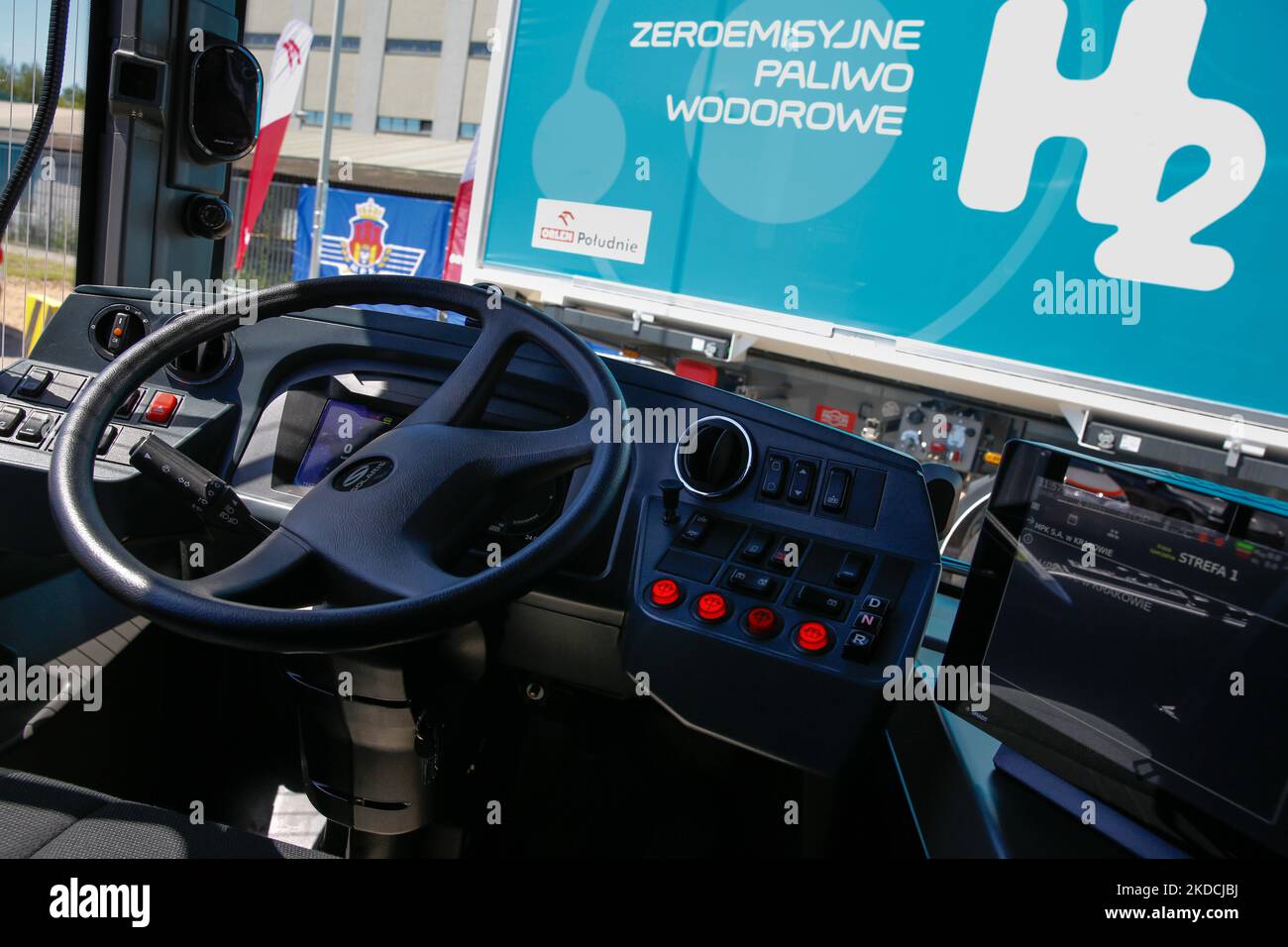 First hydrogen fuelled bus hi-res stock photography and images - Alamy