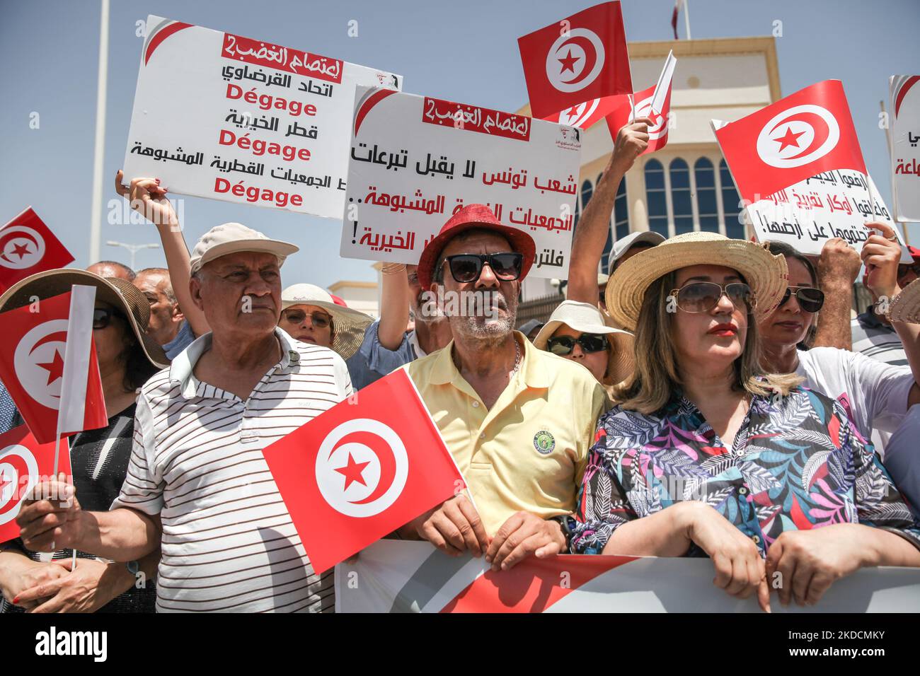 Al dustur al hurr hi-res stock photography and images - Alamy