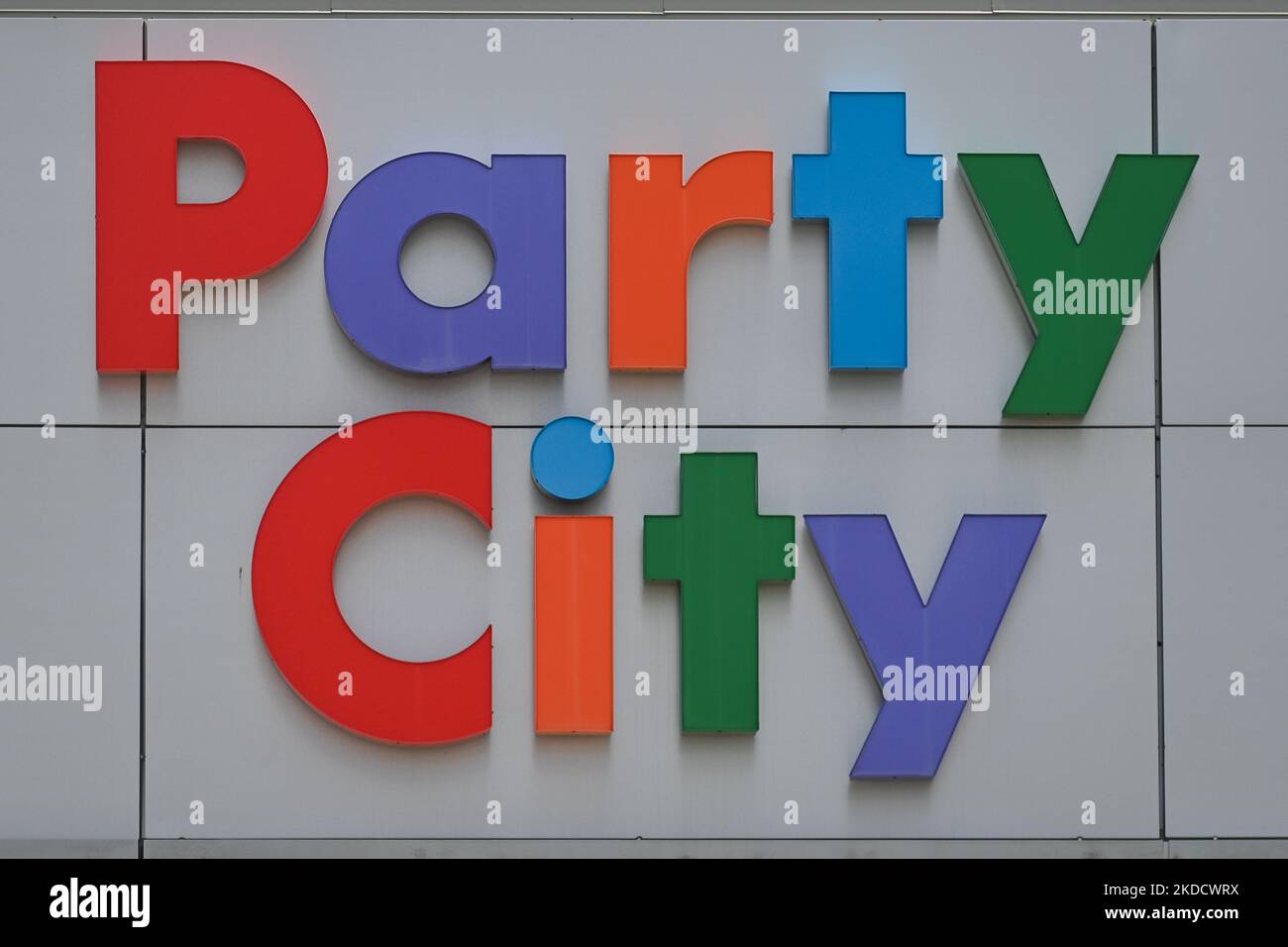 Party City logo. Friday, May 20, 2022, in Edmonton, Alberta, Canada ...