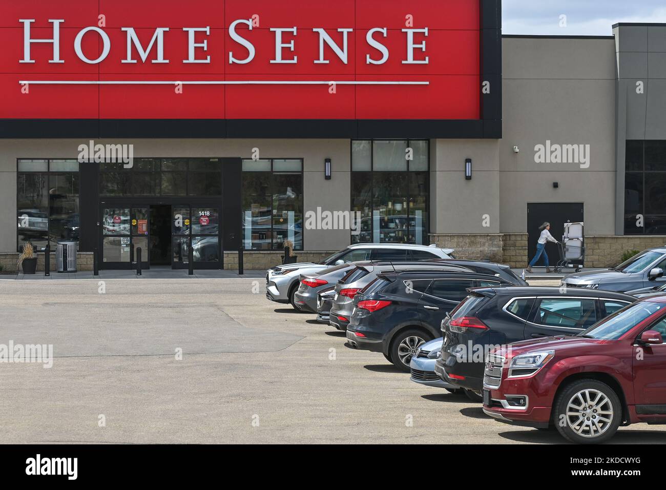 Logo of HomeSense, a Canadian discount store company in Edmonton ...