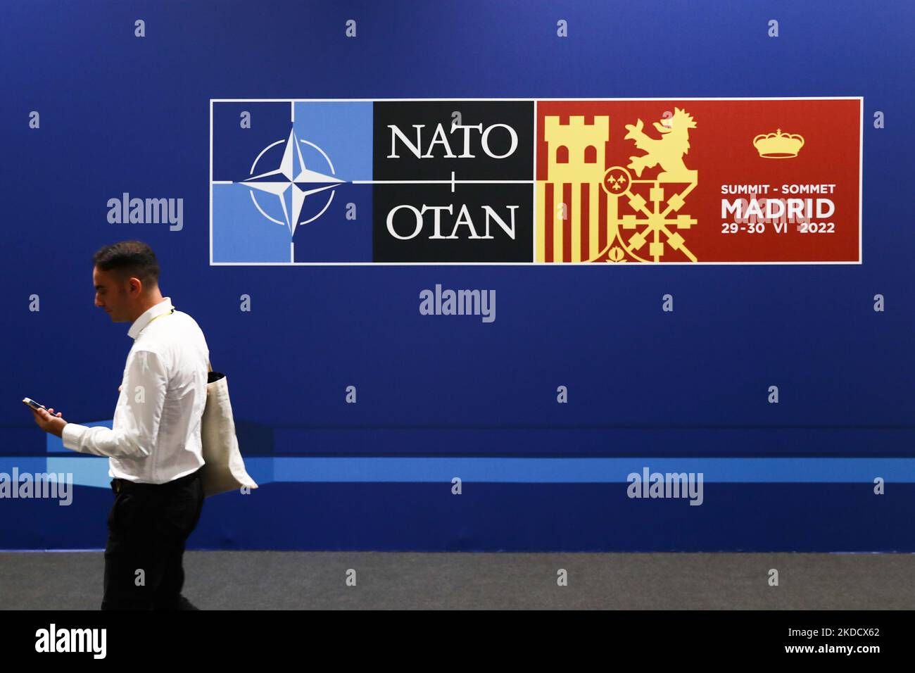 Nato madrid 2022 summit emblem hi-res stock photography and images - Alamy
