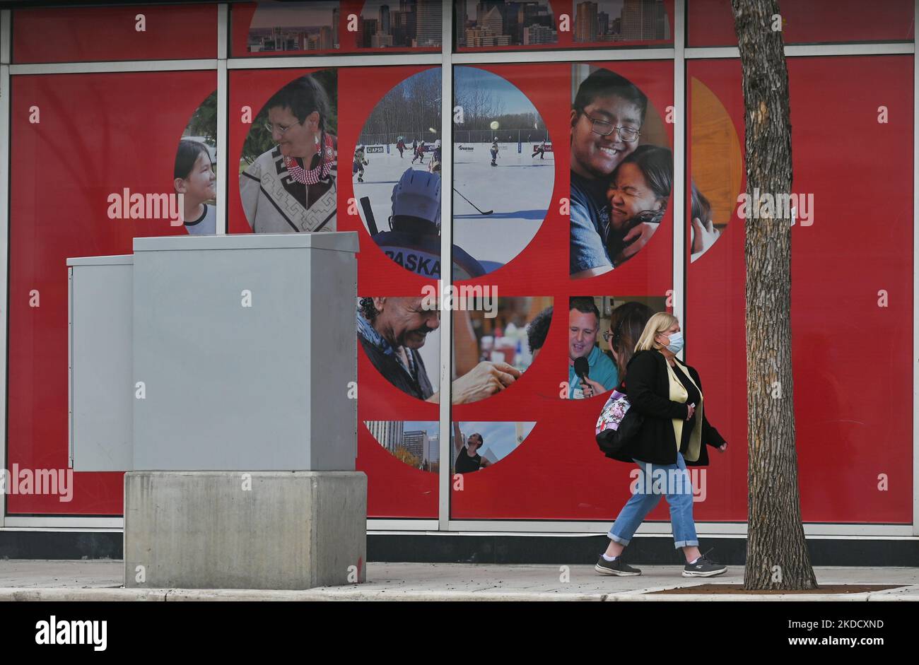 Logo of the Canadian Broadcasting Corporation, CBC/Radio-Canada, a ...