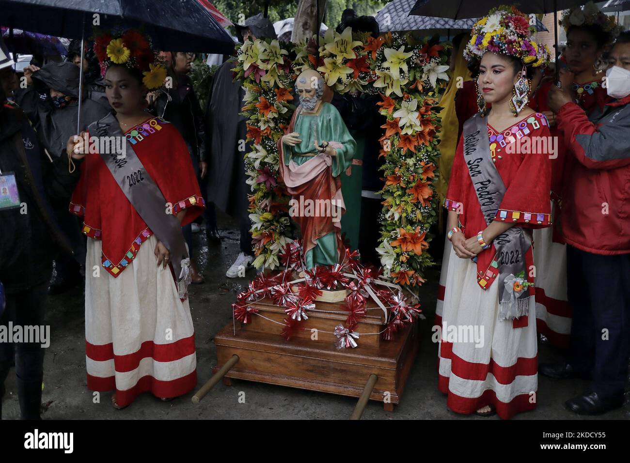 Chichimecas hi-res stock photography and images - Alamy