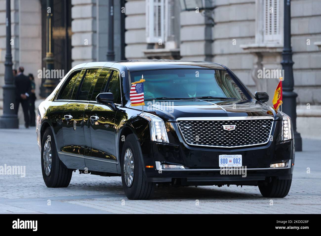 US presidential car called 'The Beast' arrives to the the Royal Palace ...