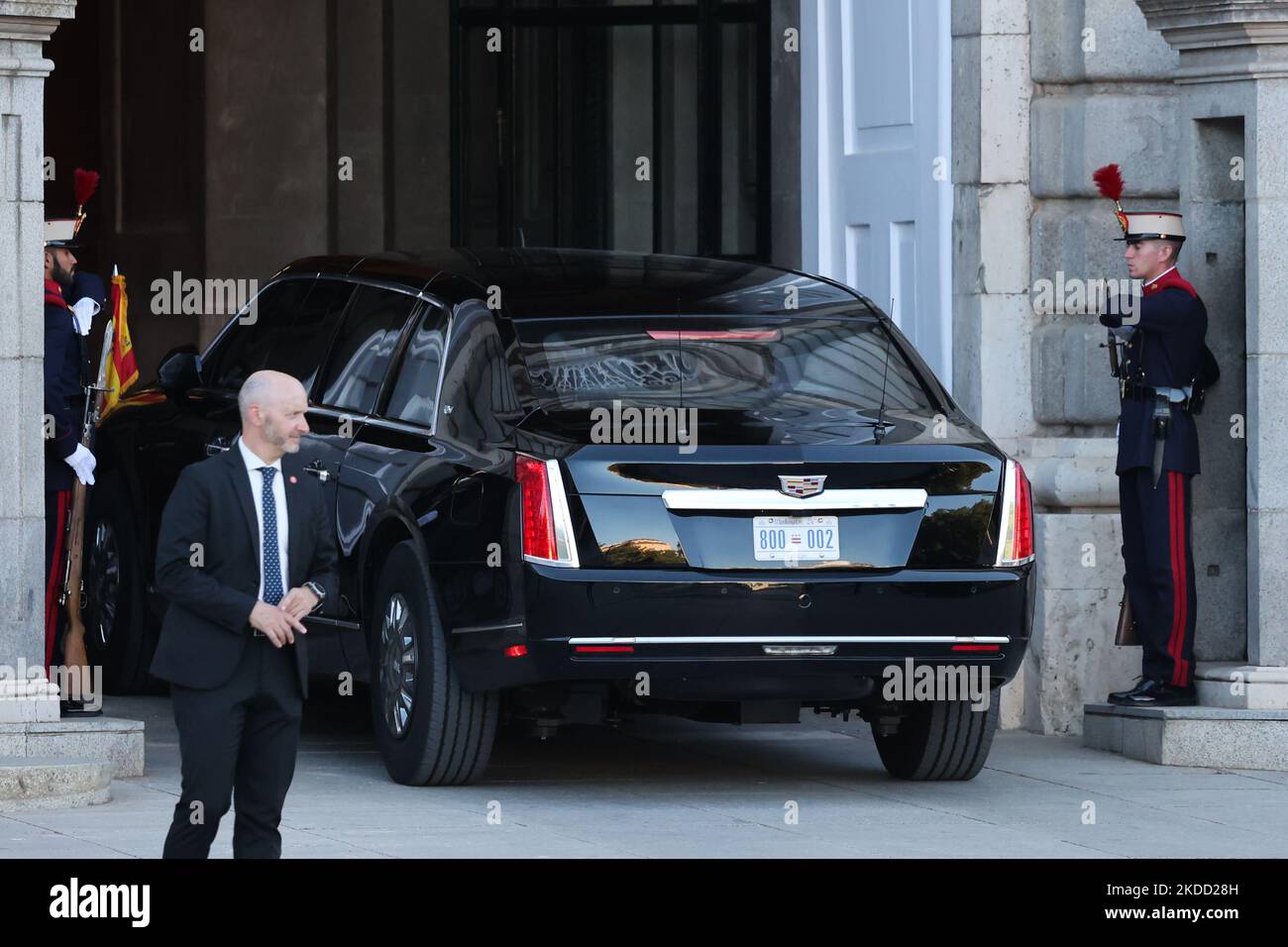 US presidential car called 'The Beast' arrives to the the Royal Palace ...