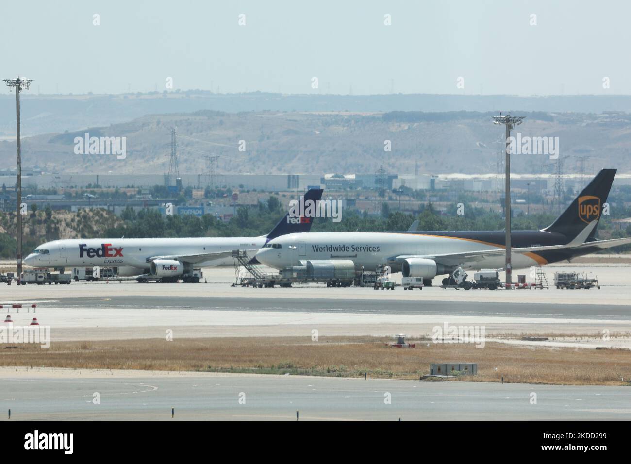 Dhl planes airport hi-res stock photography and images - Alamy