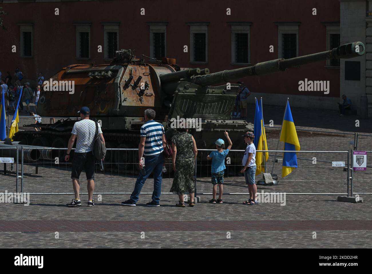 Russian self propelled 2s19 msta s howitzer hi-res stock photography and images - Alamy