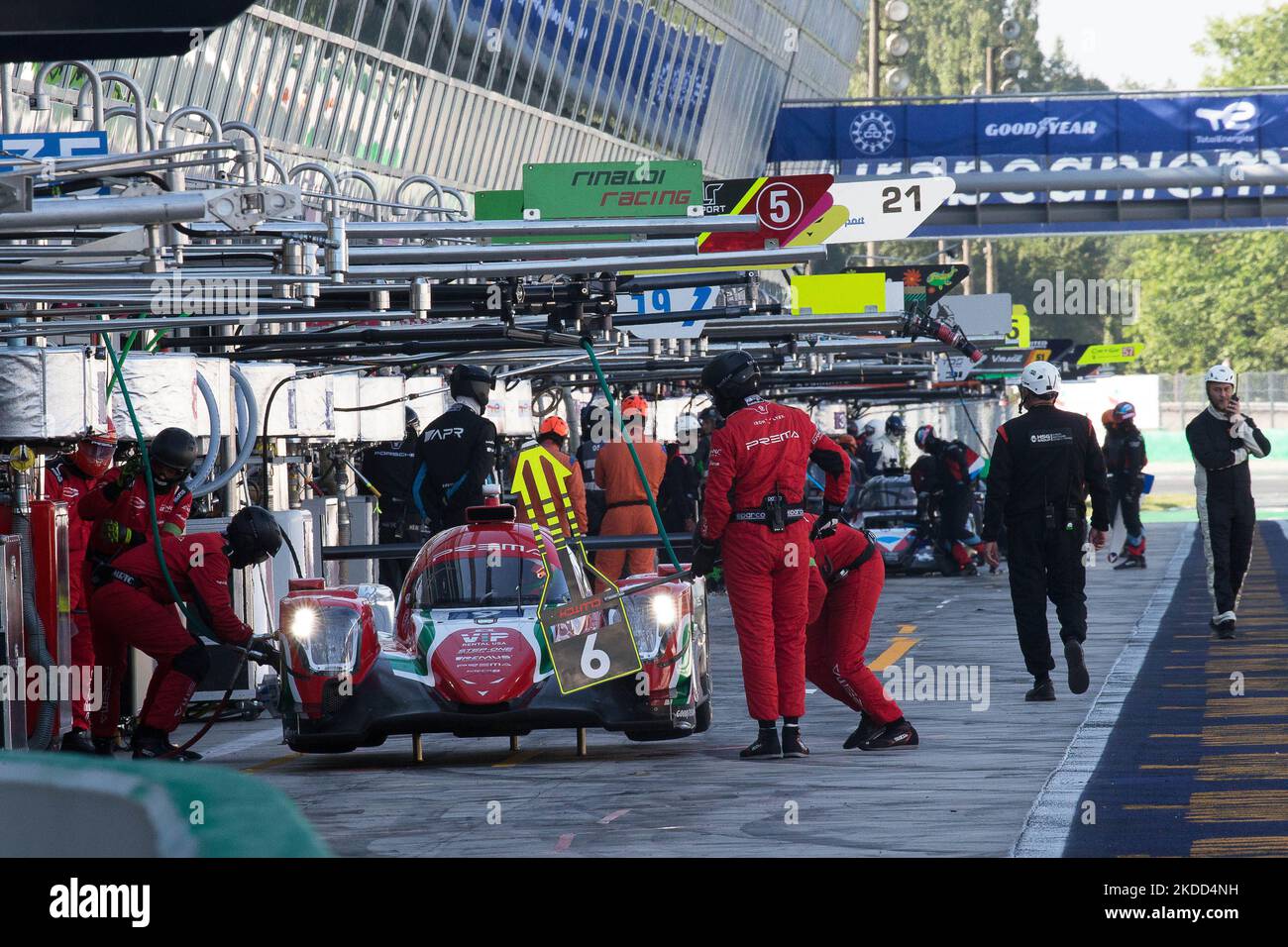Pit stop 9 PREMA RACING - Oreca 07 Gibson during the Endurance ELMS ...