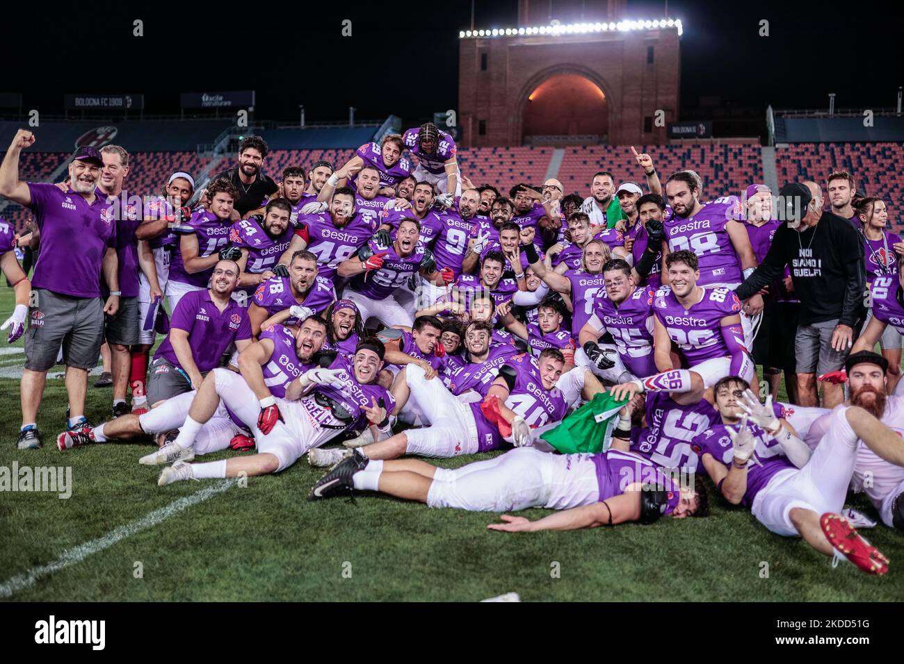 Italian bowl 2022 hi-res stock photography and images - Alamy