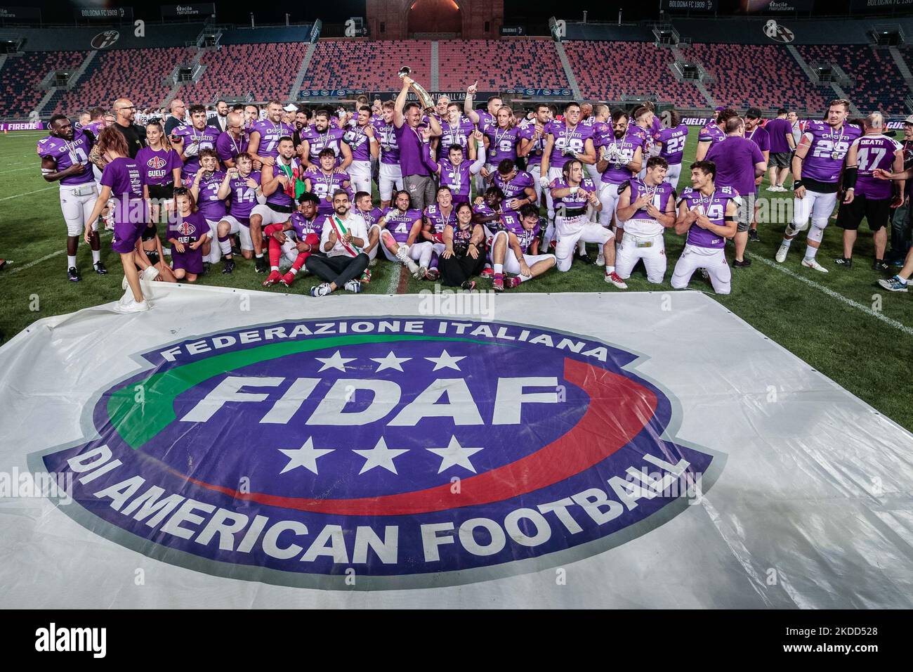 Guelfi firenze happiness hi-res stock photography and images - Alamy