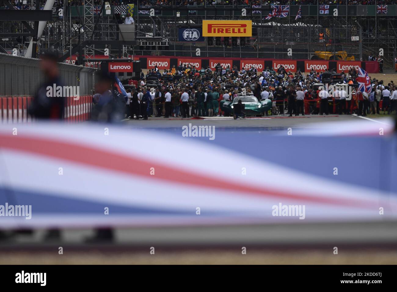 Drivers in the grid before the race of the F1 Grand Prix of Great ...