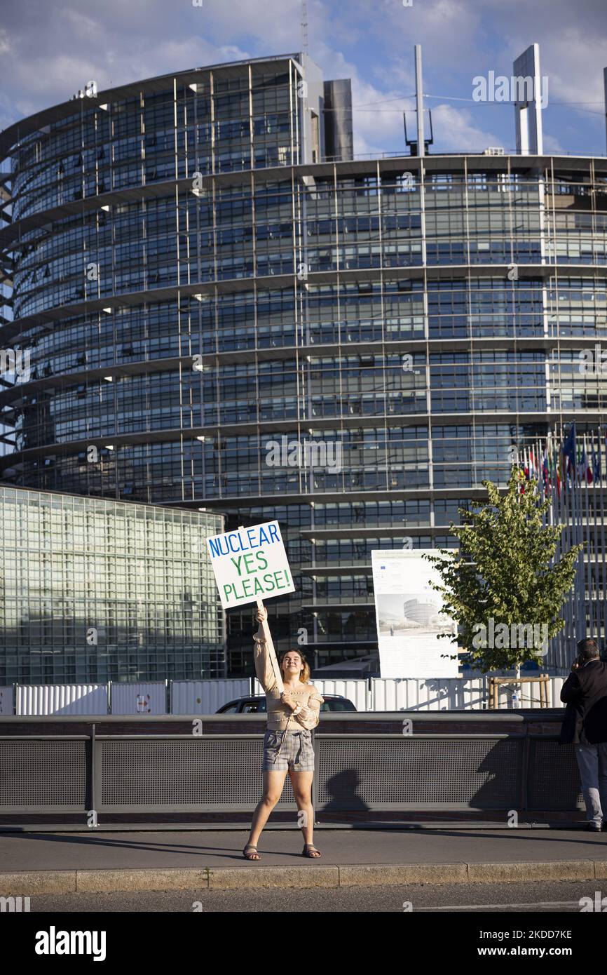 Pro nuclear activisits hi-res stock photography and images - Alamy