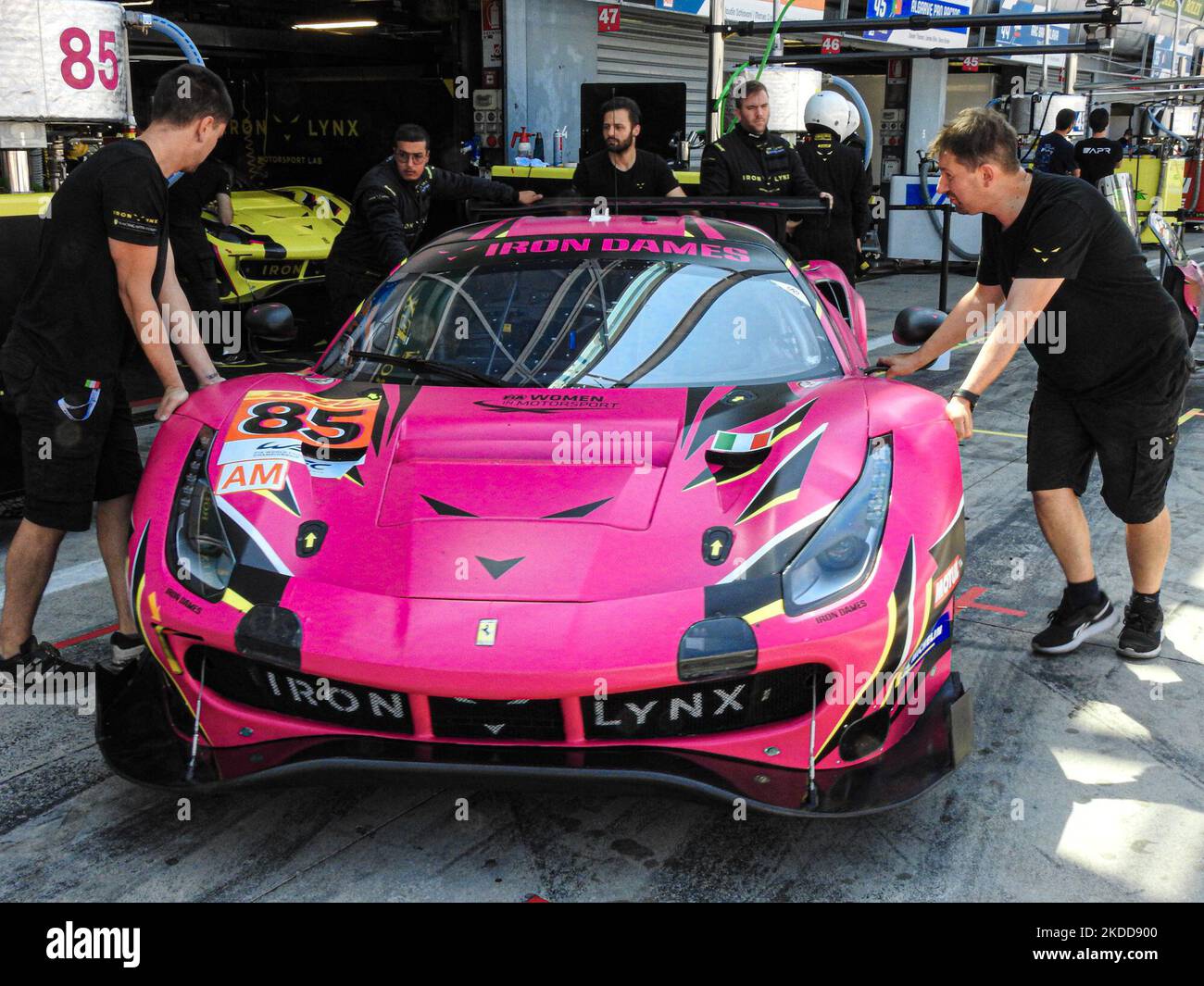 Sarah bovy hi-res stock photography and images - Alamy